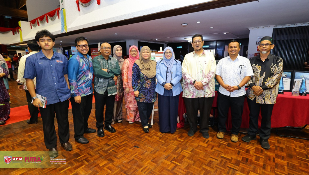 i-PUTRA Director Prof Dr Alyani Ismail Showcases EYER Flood Monitoring ...